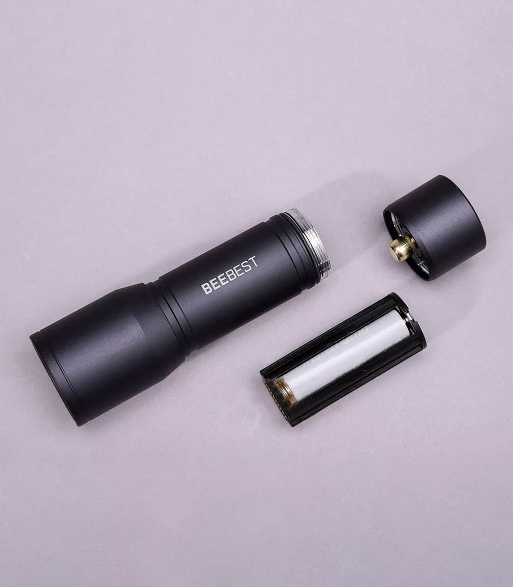 چراغ قوه بی بست مدل F1 | میجیتال